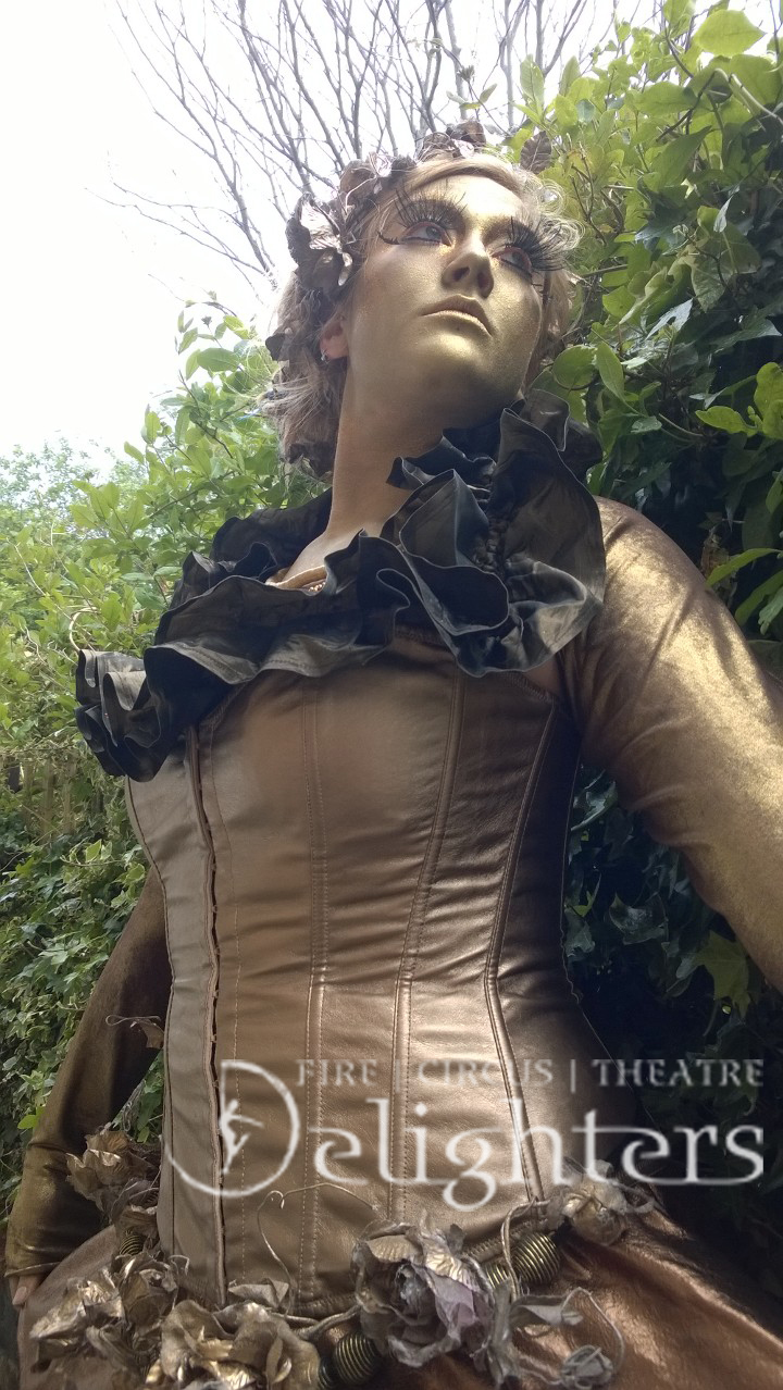 Human Statues, Living Statues | DeLighters